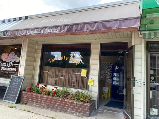 THE PATTY SHOP - 84 Photos & 108 Reviews - 4019 MacDonald Street ...