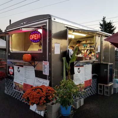 GRESHAM FOOD CARTS - 100 Photos & 44 Reviews - Food Trucks - 2280 NW ...