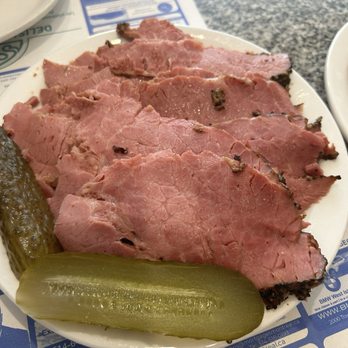 SNOWDON DELI - Updated October 2025 - 243 Photos & 178 Reviews - 5265 ...