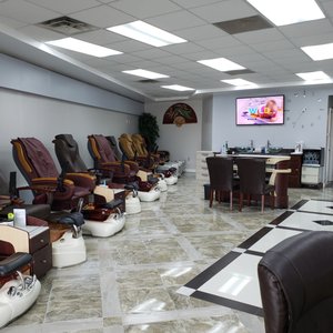 BORA BORA NAILS & SPA - 10 Photos & 13 Reviews - 1315 Hamilton Lebanon ...