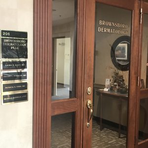 FOREFRONT DERMATOLOGY LOUISVILLE, KY - SOUTH 2ND STREET - Updated ...