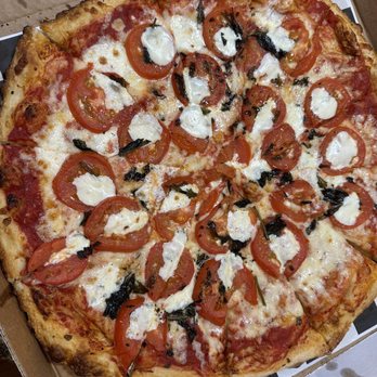 CHECKERS PIZZA - Updated May 2025 - 22 Photos & 24 Reviews - 879 W Main ...