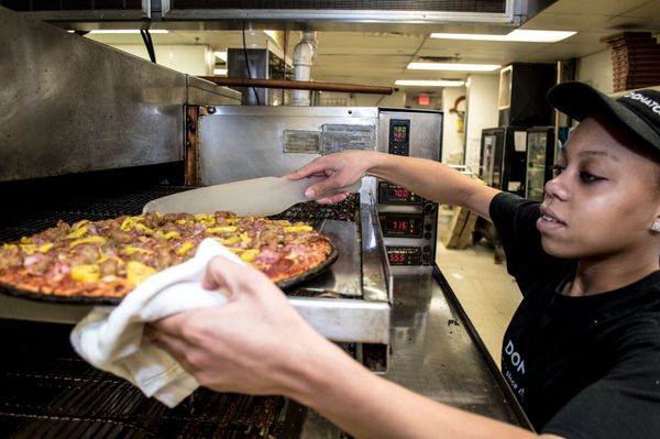 DONATOS PIZZA - Updated June 2026 - 143 Photos & 72 Reviews - 122 S ...