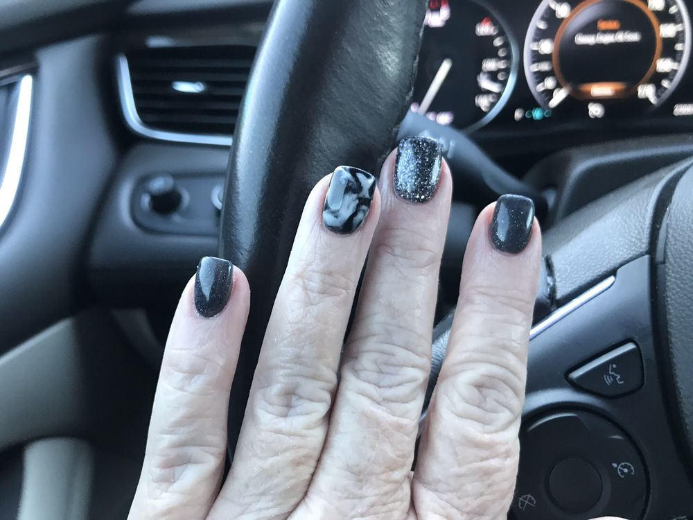 HOT LOCKS SALON - Updated November 2024 - 69 Photos & 18 Reviews - 4345 ...