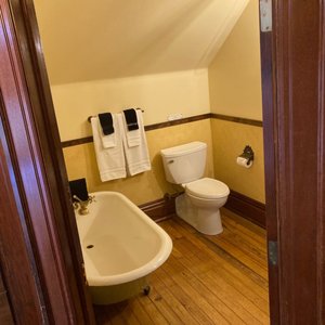 THE ROOSEVELT INN - Updated April 2025 - 101 Photos & 67 Reviews - 105 ...