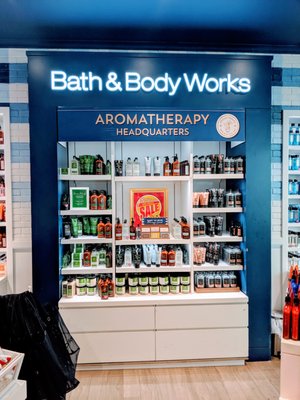 BATH & BODY WORKS - Updated January 2026 - 15 Photos - 6401 Bluebonnet ...