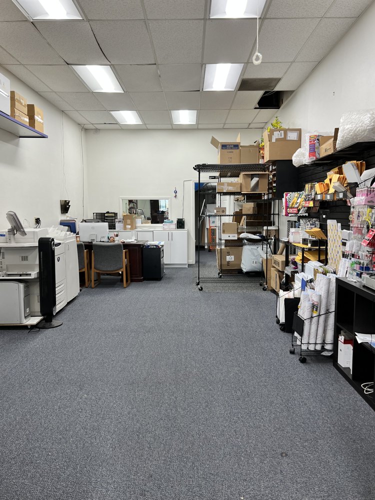 POSTAL PLUS - Updated July 2025 - 39 Photos & 32 Reviews - 1659 Branham ...