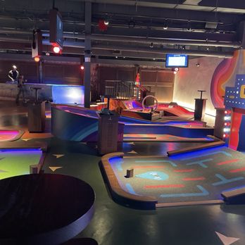 PUTTSHACK - PITTSBURGH - Updated May 2025 - 238 Photos & 159 Reviews ...