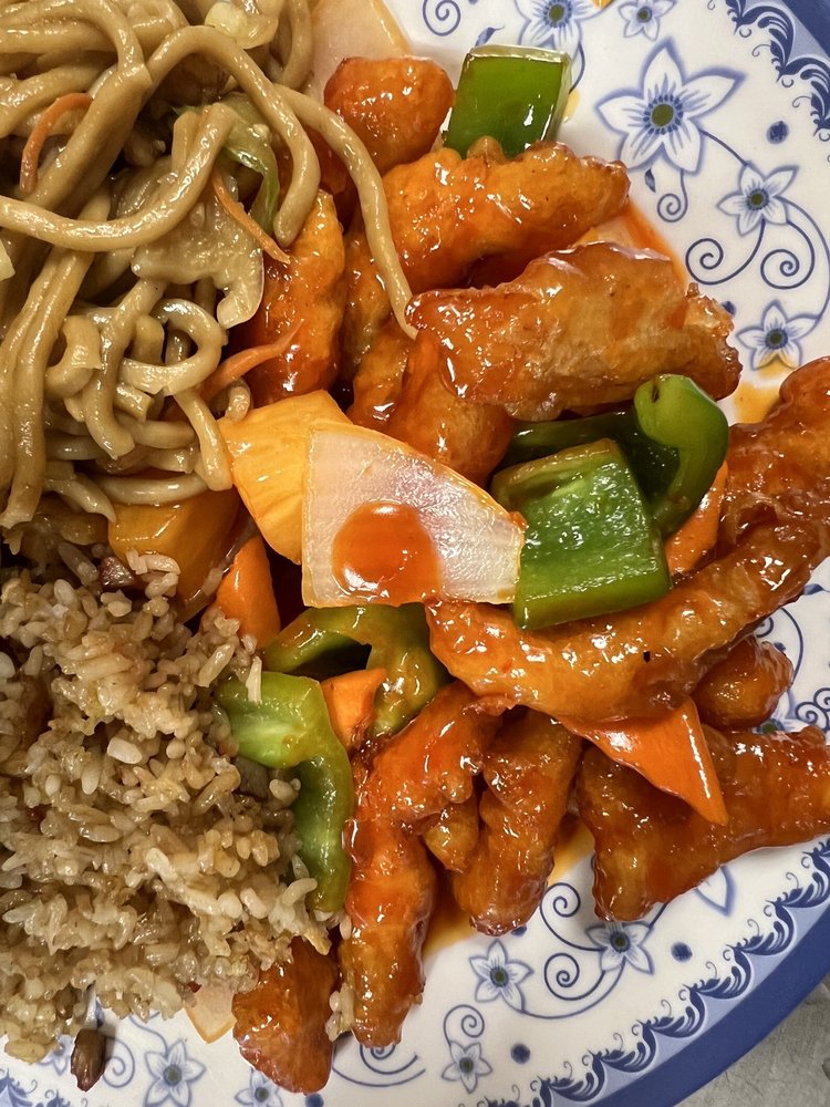 HOANG CHINESE RESTAURANT - 13 Photos - 204 W 12th St, Alturas, CA - Yelp
