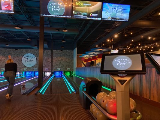 RIVER CITY ROLL - Updated August 2025 - 302 Photos & 171 Reviews - 939 ...