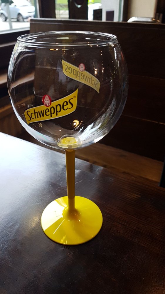 LE SCHIEVELAVABO - 90 Photos & 27 Reviews - Place de l'Altitude Cent 8 ...