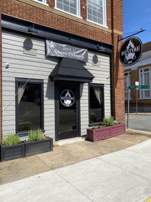 BONFIRE BURGERS & BOURBON - Updated September 2024 - 37 Photos & 37 ...