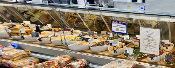 THE CROWN MARKET - 146 Photos & 74 Reviews - 2471 Albany Ave, West ...