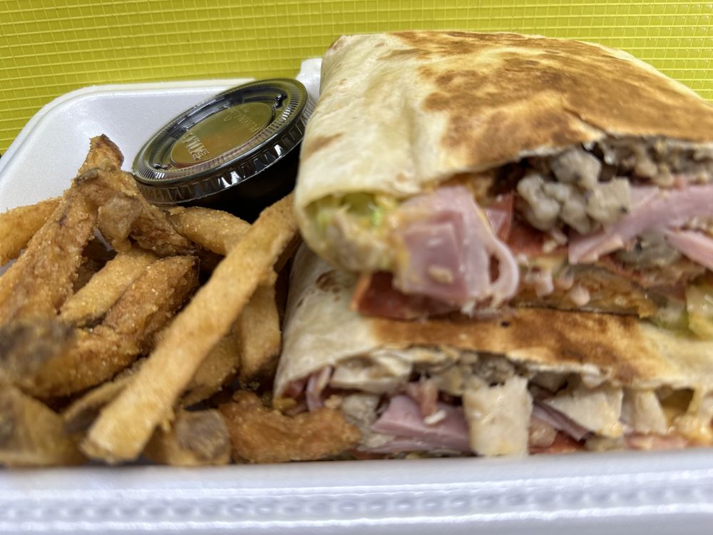 LELO’S PIZZA & SANDWICHES - Updated September 2025 - 3724 West Ave ...