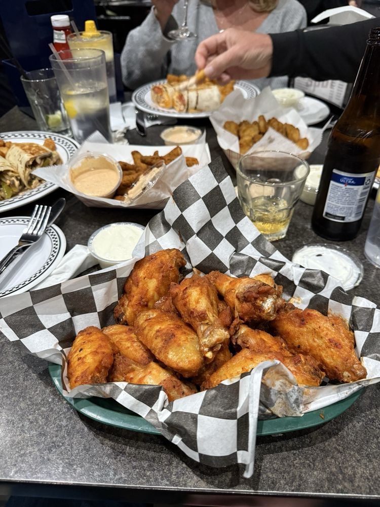 THE 3 SPOT - Updated December 2025 - 10 Reviews - 13855 Ridge Rd, North ...