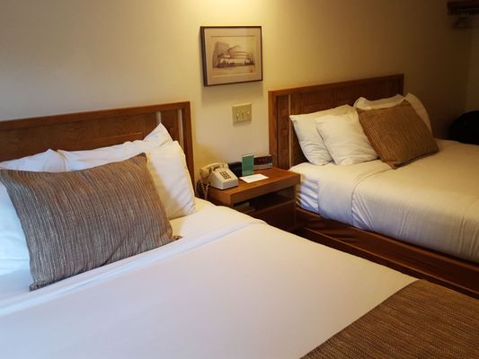 SPRING VALLEY INN - Updated November 2025 - 27 Photos & 24 Reviews ...