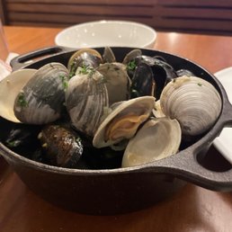 SAND BAR AT THE LAKE HOUSE - 132 Photos & 95 Reviews - 770 S Main St ...