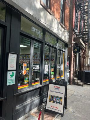 BLEECKER TRADING - Updated December 2025 - 185 West 80th St, New York ...