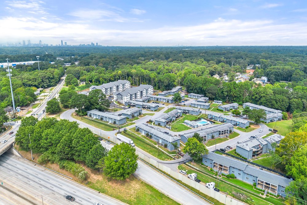 FLATS AT EAST ATLANTA - Updated May 2025 - 50 Photos - 2480 Flat Shoals ...