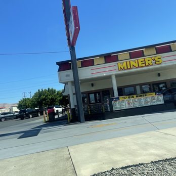 MINER’S DRIVE-IN RESTAURANT - 399 Photos & 650 Reviews - 2415 S 1st St ...