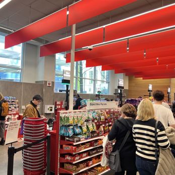 TARGET - Updated December 2025 - 284 Photos & 458 Reviews - 1401 2nd ...