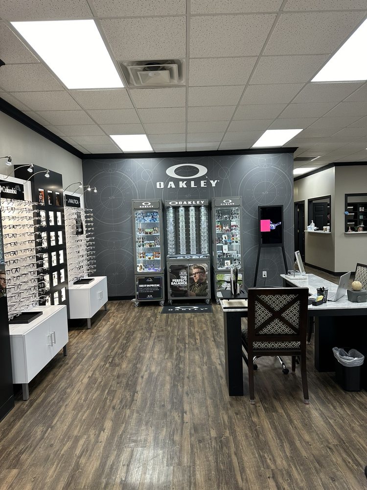 BROWN’S EYE CENTER - Updated December 2025 - 19 Photos & 18 Reviews ...