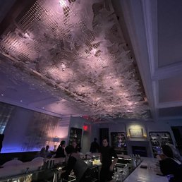 THE MONARCH COCKTAIL BAR & LOUNGE - Updated January 2026 - 236 Photos ...