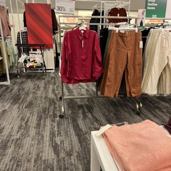 TARGET - Updated November 2024 - 42 Photos & 74 Reviews - 7300 191st St ...