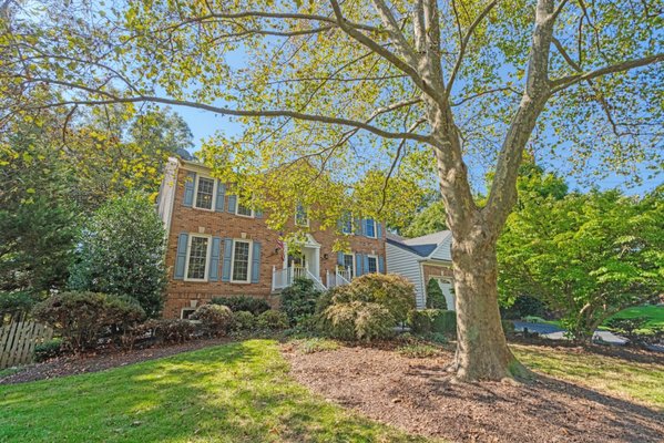 DEVON AND DUSTIN FOX - FOX HOMES TEAM - Updated July 2025 - 67 Photos ...