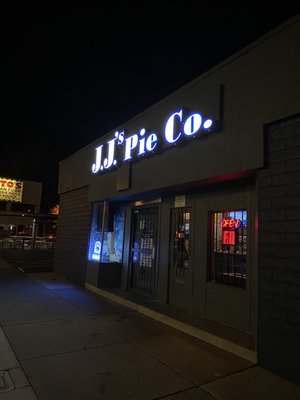J.J.’S PIE CO. - 166 Photos & 293 Reviews - 555 W 5th St, Reno, Nevada ...