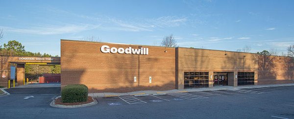 GOODWILL - SARDIS RD - Updated December 2025 - 22 Reviews - 1909 Sardis ...