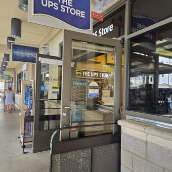 THE UPS STORE - Updated September 2025 - 45 Photos & 93 Reviews - 4725 ...