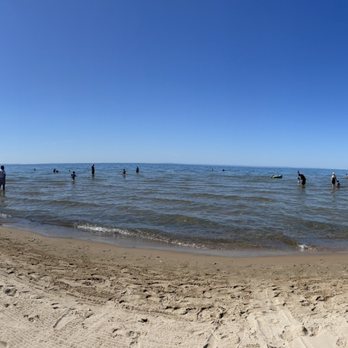 CRYSTAL BEACH - Updated January 2026 - 16 Photos - 4155 Erie Rd, Fort ...