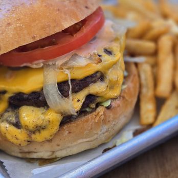 COLD SPRING DEPOT RESTAURANT - Updated December 2025 - 306 Photos & 403 ...