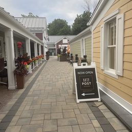 11TH POST ON QUEEN - Updated December 2025 - 63 Photos & 40 Reviews ...