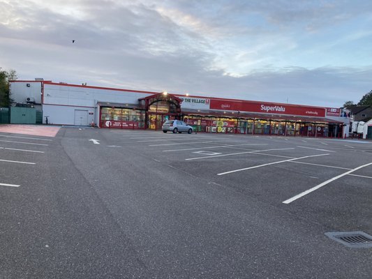 QUISH’S SUPERVALU - Updated December 2025 - West End, Ballincollig, Co ...