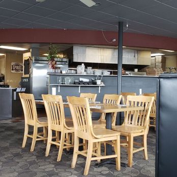 SPIRO’S PIZZA & PASTA - SHORELINE - Updated October 2025 - 140 Photos ...