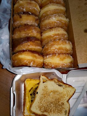 MIKEY’S DONUTS KING - 31 Photos & 22 Reviews - Donuts - 7046 Airline ...