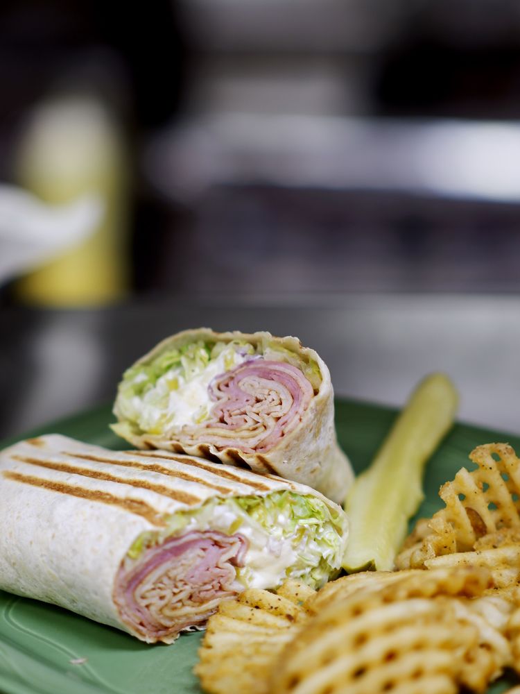 DOWNTOWN RESTAURANT - Updated July 2025 - 32 Photos & 10 Reviews - 301 ...