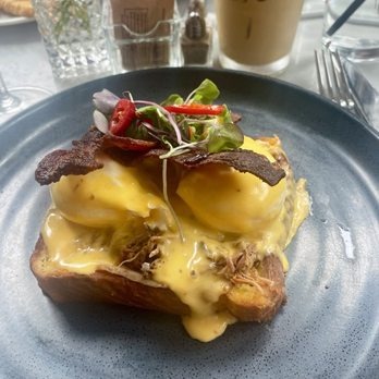 THE COLLINS QUARTER - 4299 Photos & 2738 Reviews - Yelp