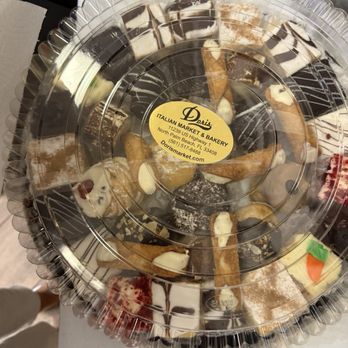 DORIS ITALIAN MARKET & BAKERY - Updated December 2025 - 236 Photos ...