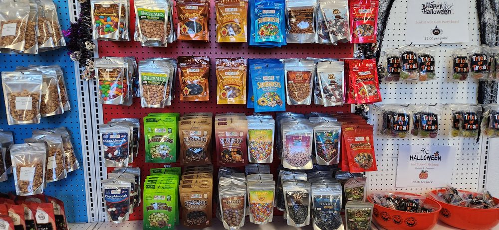 KC’S BEST OF THE WEST CANDY STORE - Updated October 2025 - 21 Photos ...