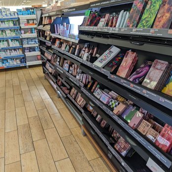 ULTA BEAUTY - Updated September 2025 - 140 Photos & 293 Reviews - 600 ...