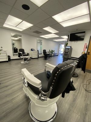 BARBER DAVE AT HEADQUARTERS BARBER SHOP - Updated January 2026 - 10 ...