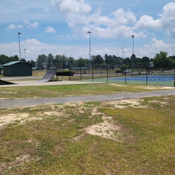 ANGIER RECREATION PARK - Updated November 2025 - 17 Photos - Hickory St ...