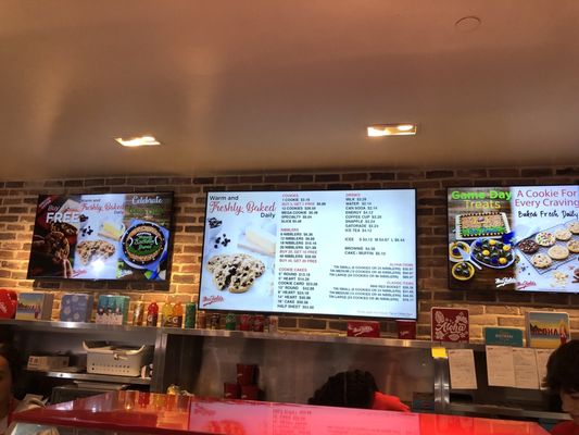 MRS FIELDS - 76 Photos & 28 Reviews - 1450 Ala Moana Blvd, Honolulu, HI ...