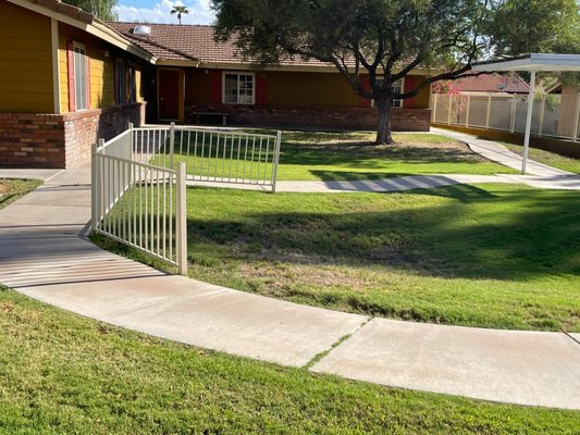 WHITESTONE SENIOR LIVING - Updated December 2025 - 10 Photos - 5037 E ...