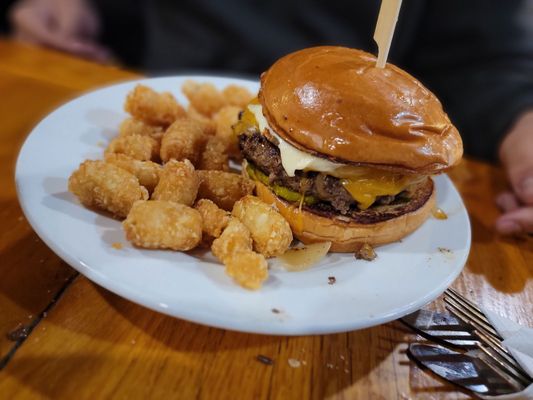 HAMBURGER FACTORY FAMILY RESTAURANT - Updated January 2026 - 782 Photos ...