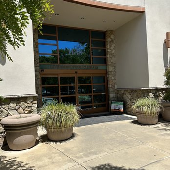 LIVERMORE PUBLIC LIBRARY - Updated December 2025 - 121 Photos & 151 ...