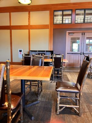CASCADE GRILL - Updated November 2025 - 22 Photos - 4001 SW Canyon Rd ...